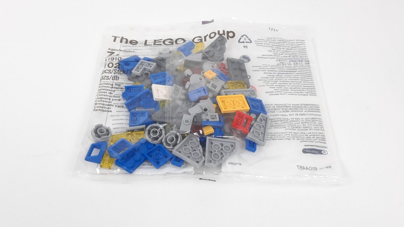 Review zu LEGO Classic Space 11910 - Micro-Scale Space Cruiser ...