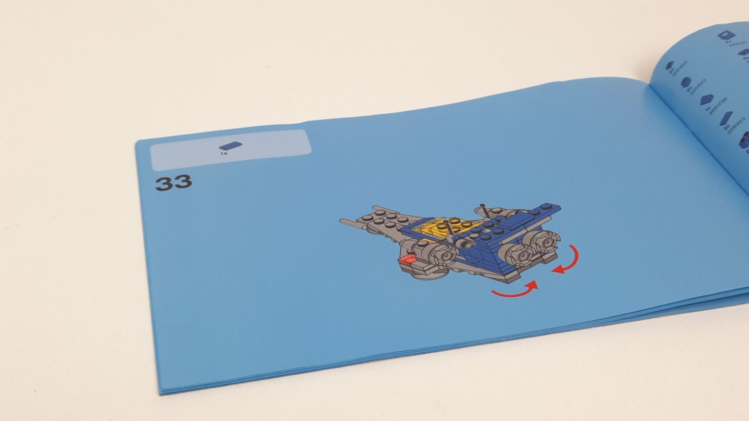 Review zu LEGO Classic Space 11910 - Micro-Scale Space Cruiser ...